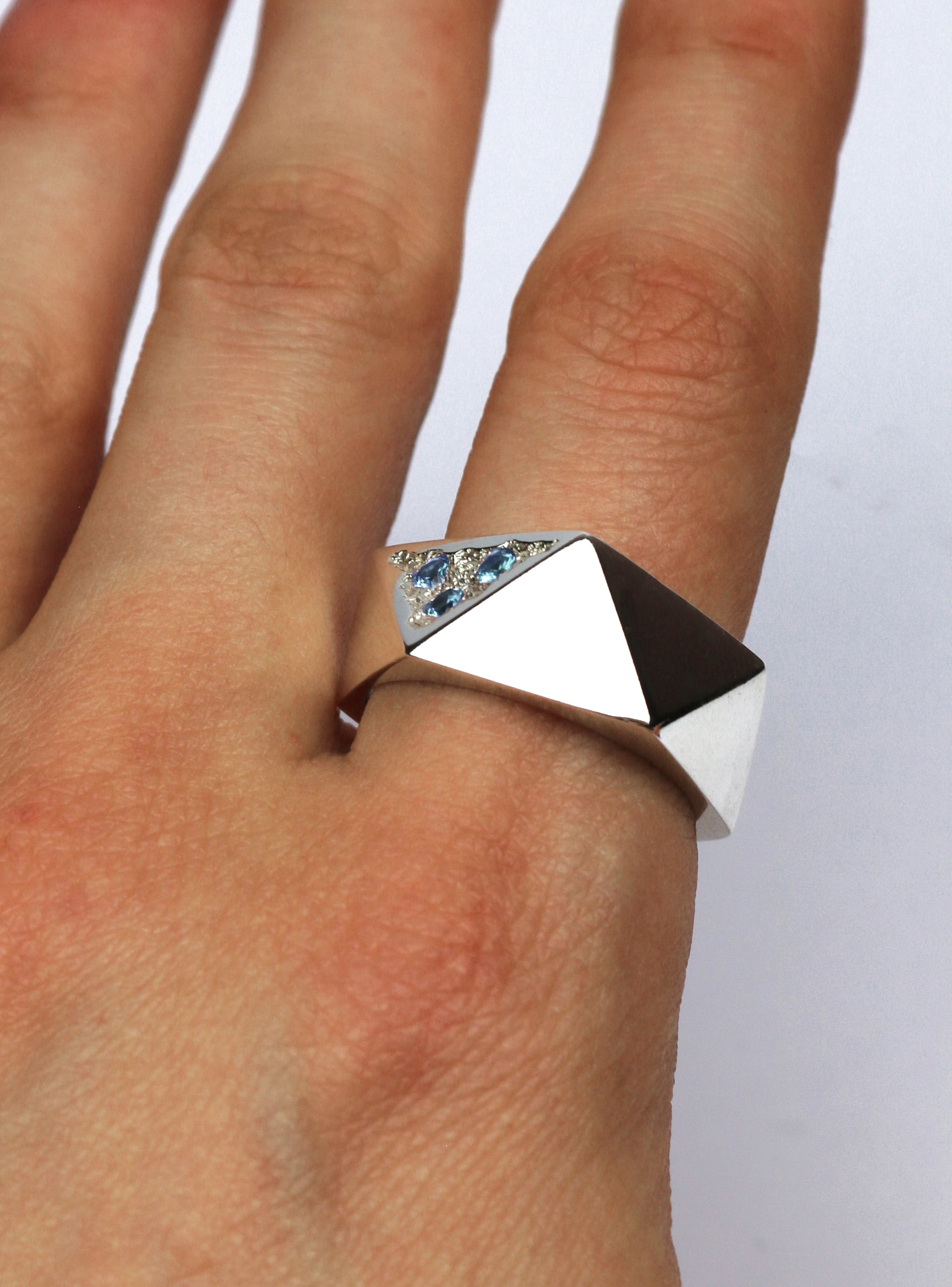 Nui Jewellery | Genderless handmade accessories – NUI JEWELLERY